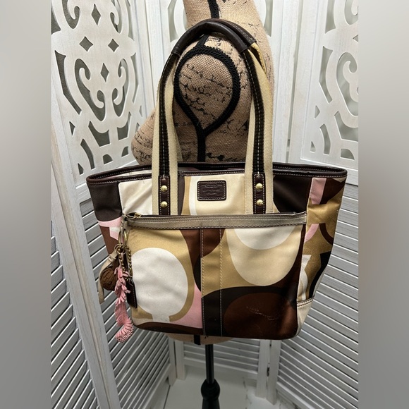 Coach | Bags | Vintage Very Rare Coach Purse Scarf Print Flawed ...